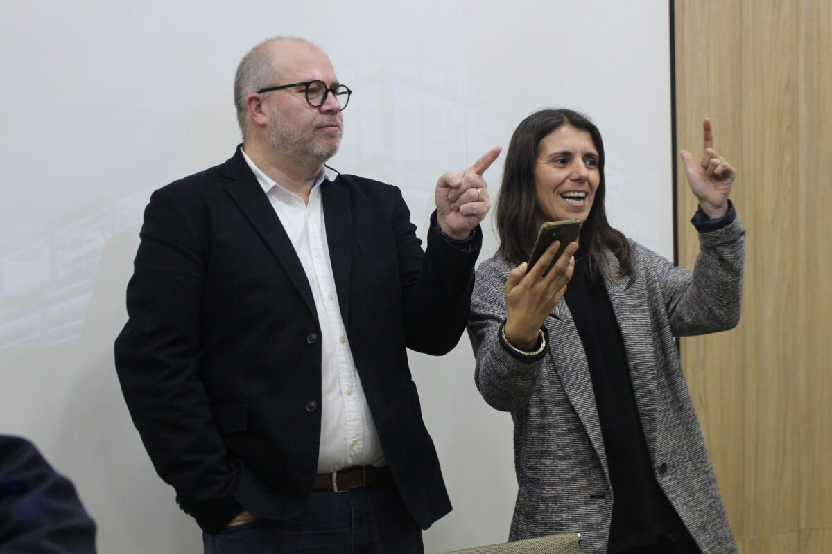 Carlos Basso presentó su libro Fantasmas de la C.I.A en el Auditorio de ...