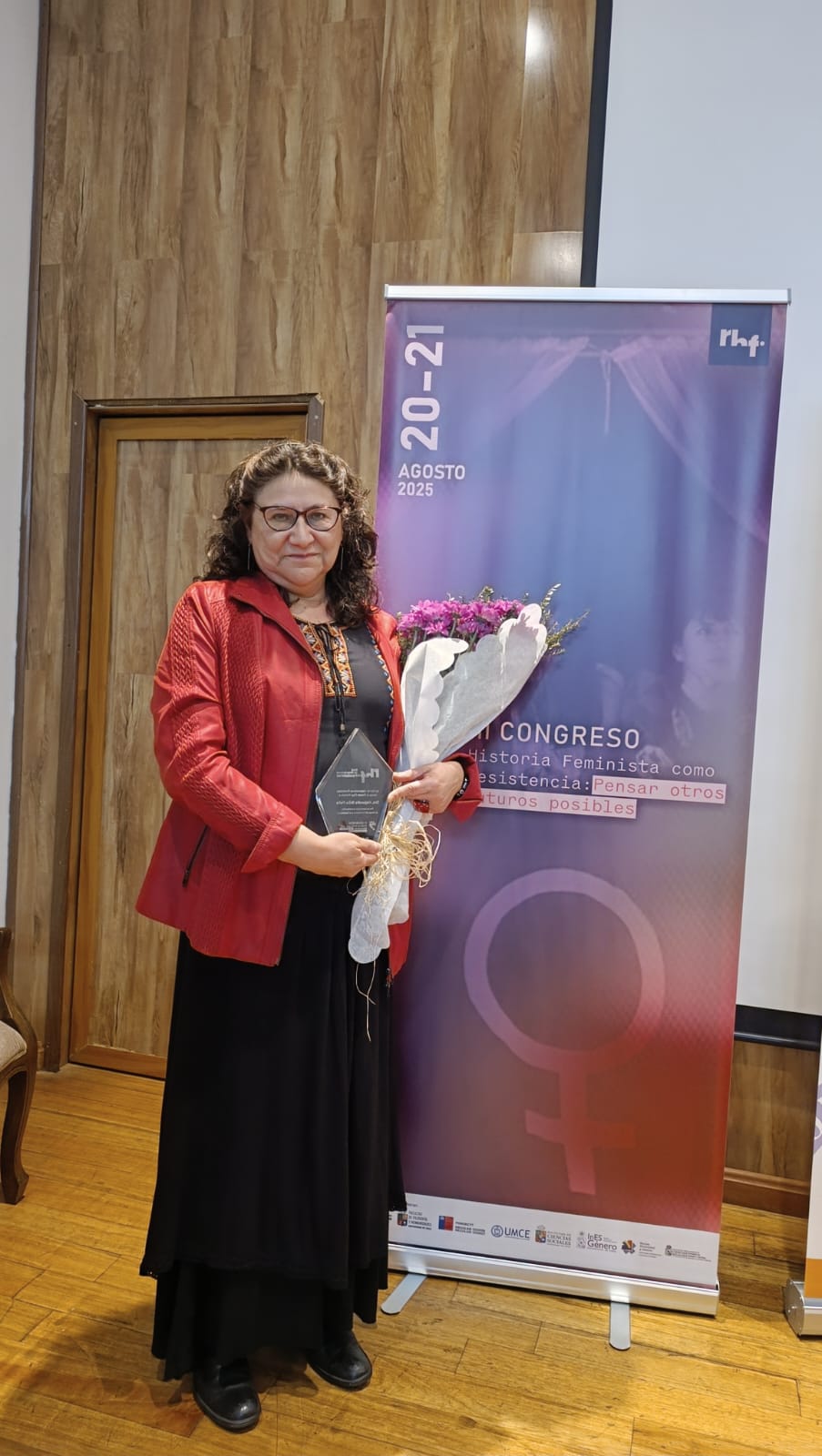 Dra. Alejandra Brito Peña recibe el Premio “Olga Poblete” 2025 en el ...